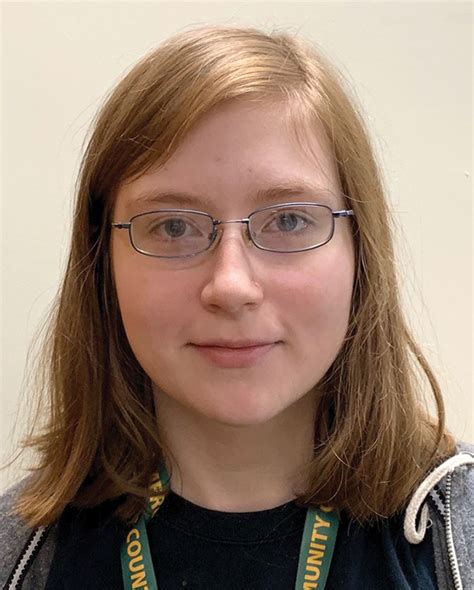 Kristina Hontz Headshot Rgb The College Voice