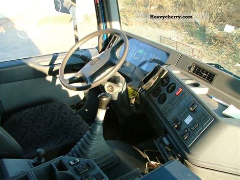 Mercedes Benz ACTROS PUTZMEISTER BRF H Concrete Pump Truck Photo And Specs