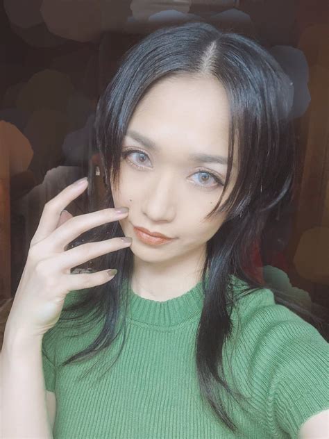 𝐷𝒐𝒎𝒊𝒏𝒂 𝙍 R女王様 👠 On Twitter おはよ