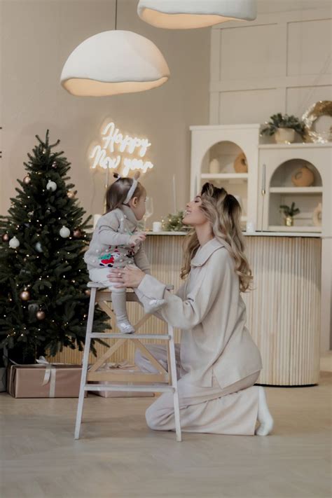 Новогодняя фотосессия мама и дочь Фотосессия Фотограф Красивые девушки