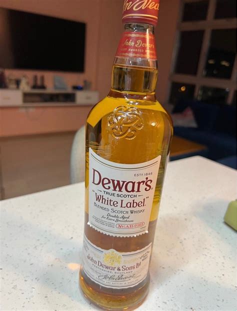 Dewars White Label 1 Litre Food And Drinks Alcoholic Beverages On Carousell