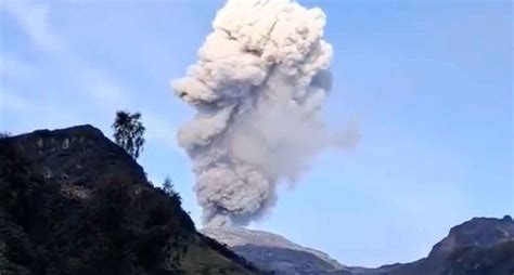 Volcán Nevado Del Ruiz En Alerta Naranja Posibilidad De Erupción