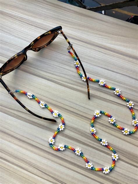 Daisy Beaded Sunglass Chain Mask Lanyard Explore Now Etsy Canada