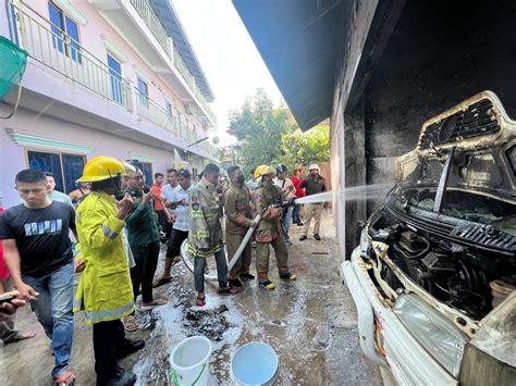 អគ្គិភ័យឆាបឆេះរថយន្តមួយគ្រឿងខ្ទេចទាំងស្រុងពេលចត ទុក នៅក្នុង ផ្ទះ សារព័ត៌មាន នគរវត្ត