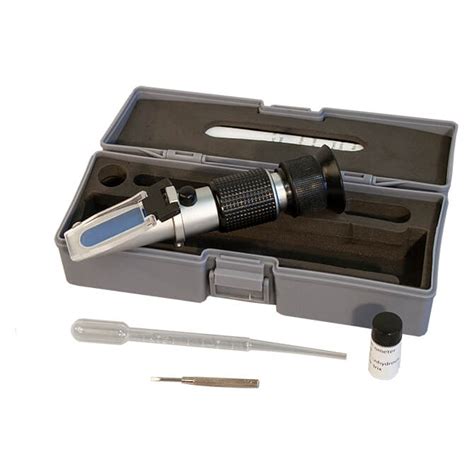 Deluxe Manual Honey Refractometer Betterbee