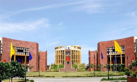 Jk Lakshmipat University Jklu Jaipur Admission Courses Fees