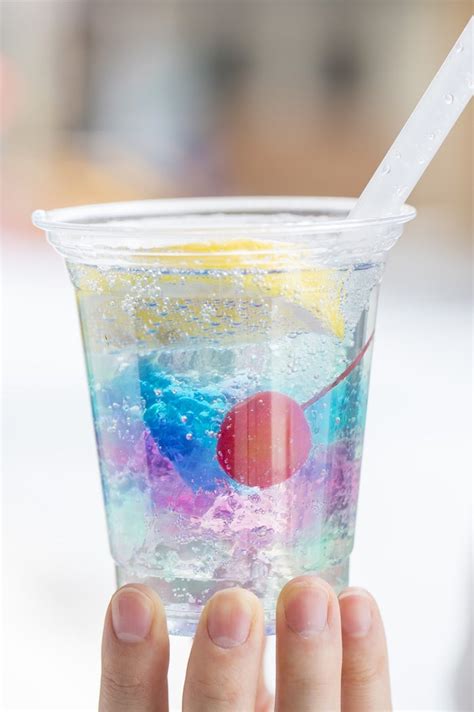 風呂桶で食べるプリン？行列のできるプリン専門店「熱海プリン」にカフェ業態の2号店 女子旅プレス