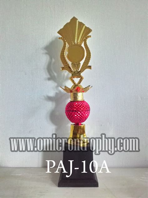 Jual Piala Murah Surabaya Omicron Trophy