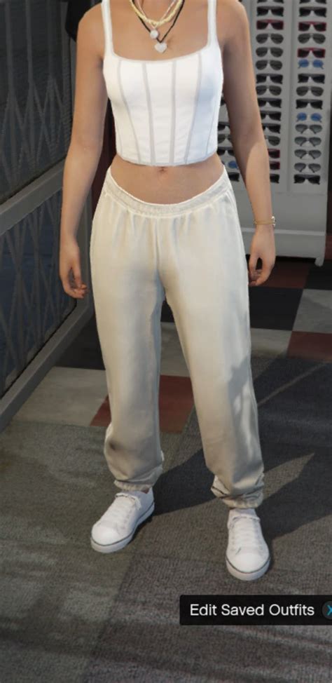 Pin By On Gta V Online Female Outfits Video Game Outfits Gaming