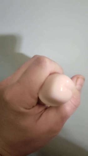 Член резиновый Wow Top Sex бежевый купить с доставкой по выгодным ценам в интернет магазине