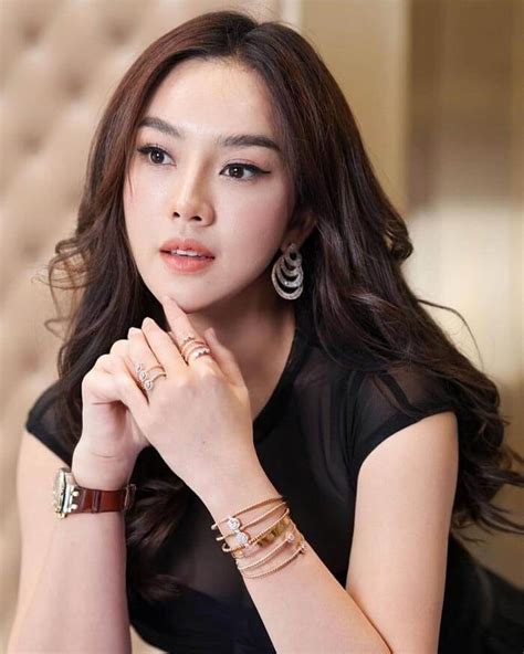 เส้นด้าย สอดอstyle เฉลยเอง หลังเพจดังเปิดปม แฟนยูทูบเบอร์สาวไปกินข้าว