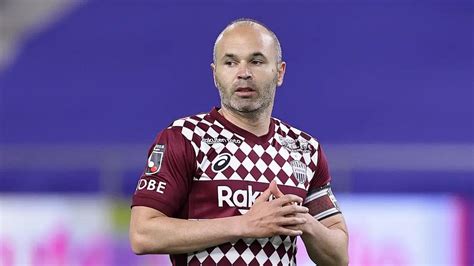 Has Andres Iniesta Retired Age Current Club For Barcelona Legend
