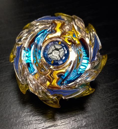 Jet Wyvern Unboxing Shorts R Beyblade