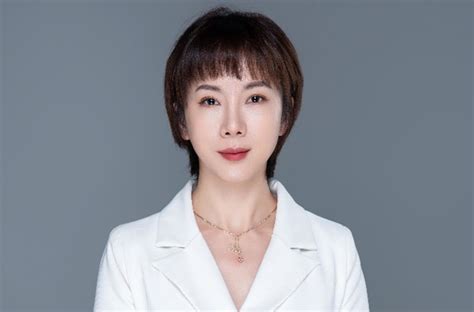 Jsc风云人物 袁晓梅： 逆风的方向更适合飞翔 知乎