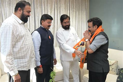 Deepak Maheshwari Joins Eknath Shinde Led Shiv Sena