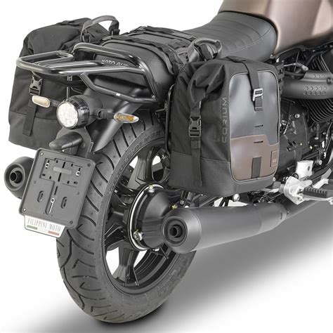 Givi CRM103 Magnetic Motorcycle Tank Bag 8 litre