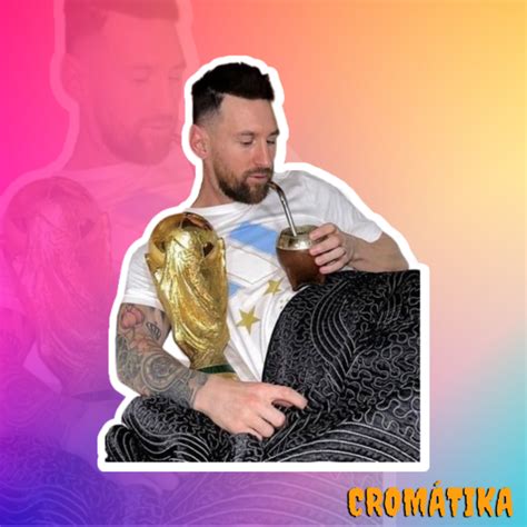 Sticker MESSI TOMANDO MATE CROMÁTIKA STICKERS