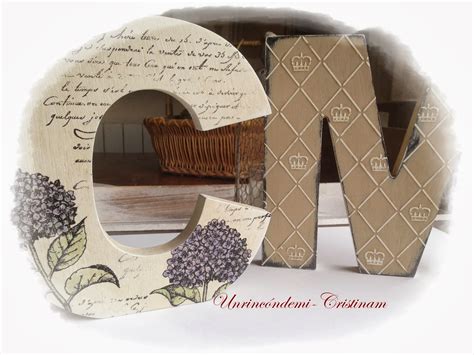 Un Rincón De Mi Letra C Decorada Con Sellos Tintas Y Polvos