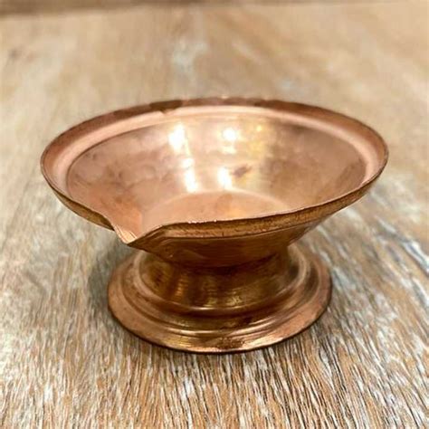 Copper Diyo With Stand 35 Cm Height 80 Cm Diameter Np