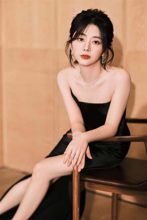 Tan Song Yun [irtr] R Beautifulfemales