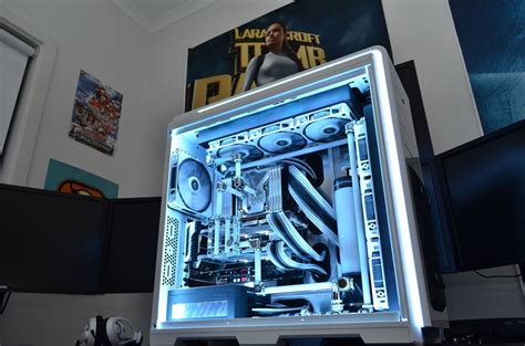 Lucy Buildsgg