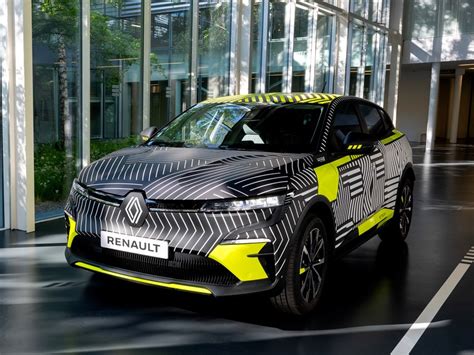 Prototypy Mégane E Tech Electric Už Na Silnicích Autoweekcz
