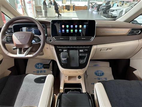 Mpv M