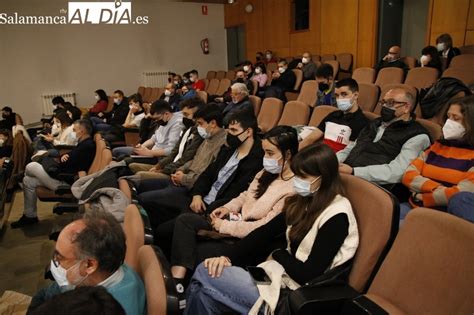 El Libro Que Analiza La Pervivencia Del Mito De Pablo Iglesias