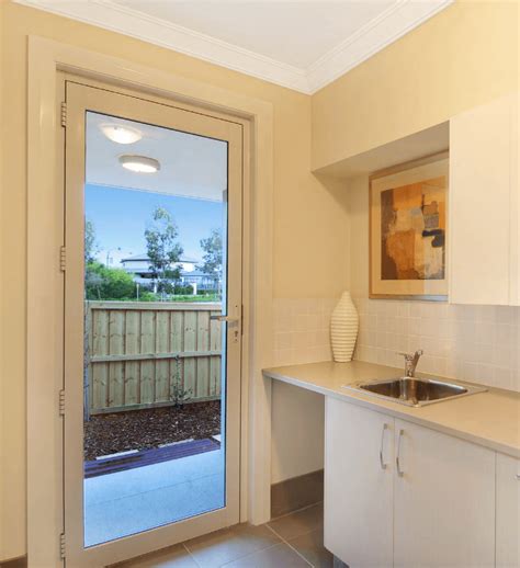 Bifold And Hinged Doors Product Selection Ez Windows Aluminium