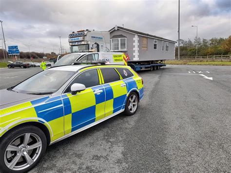 Lancs Road Police On Twitter Opnightstare Abnormal Load Hgv