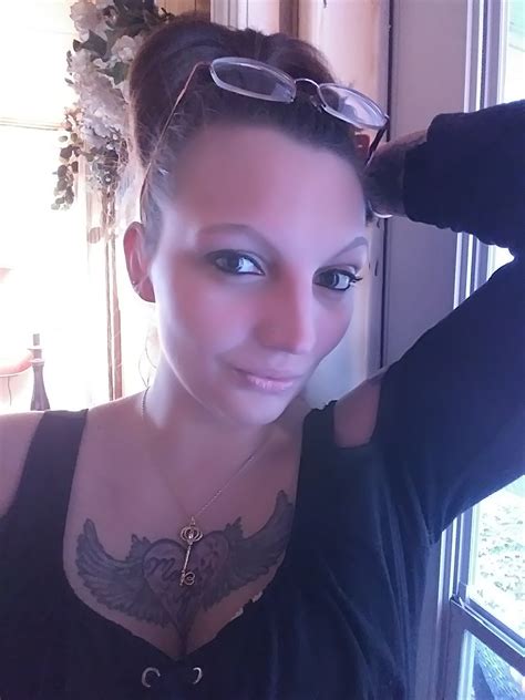 Candy Ann Pictures And Videos And Similar Of Candyann Fancentro Profile