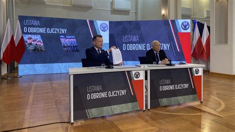 Nowa ustawa o obronie ojczyzny wprowadza Wojska Obrony Cyberprzestrzeni Nowe rodzaje służby