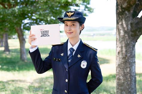 가석방 심사관 이한신 권유리 새로운 도전성장할 수 있었다 일문일답