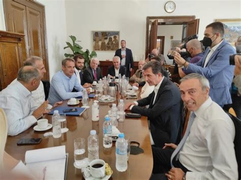 Τα είπαν με τον Μητσοτάκη οι βουλευτές Θεσσαλονίκης και οι εκπρόσωποι