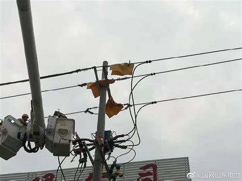 五莲县供电公司 直线杆塔改造为耐张杆塔 铜马电力