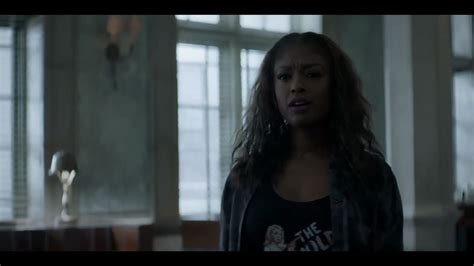 Sophie Drops The Case Against Angelique Batwoman 2x06 Youtube