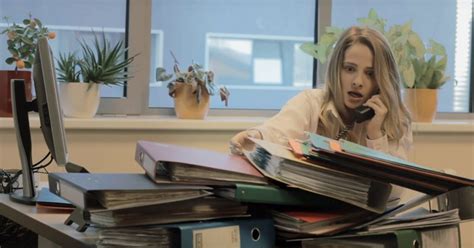 How To Fight Information Overload In The Workplace
