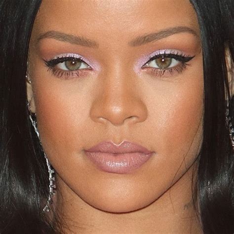 Purple Makeup Looks Rihanna Makeup Lilac Eye Makeup