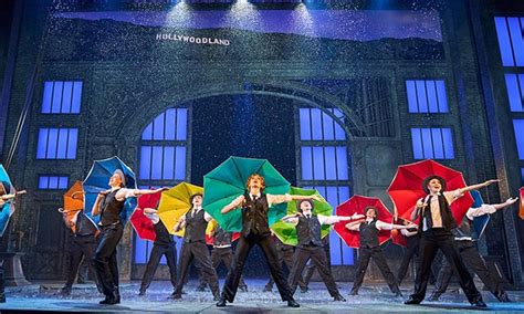 Theatre Review Singin In The Rain Opera House Manchester Frankly