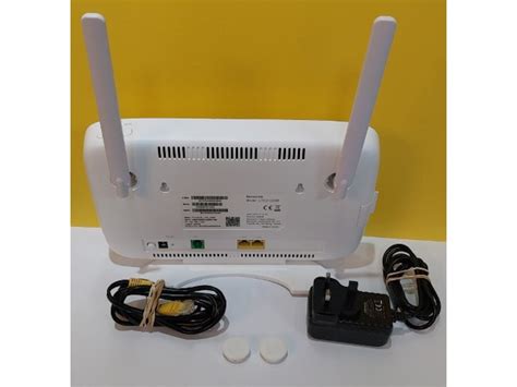 Sercomm Three Router Lte2122gr White 027200132802 Cash Converters