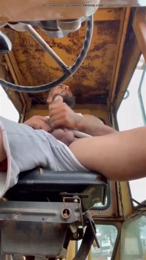 Workers Construction Guy Cums In His Work Rig