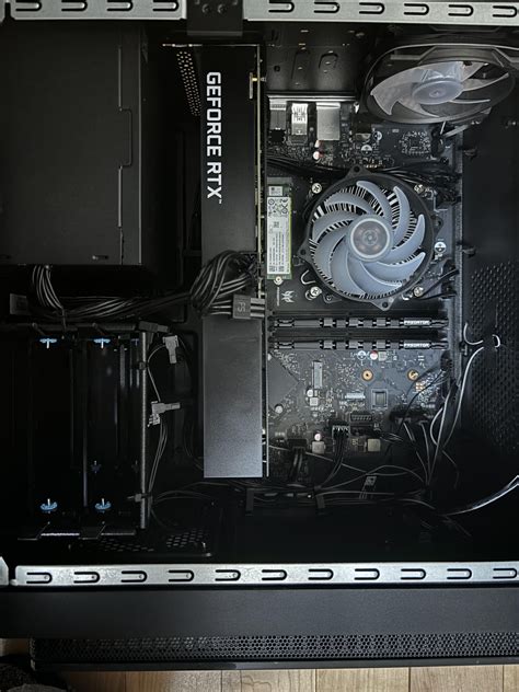 just bought this prebuilt and it keeps turning on and off every couple
