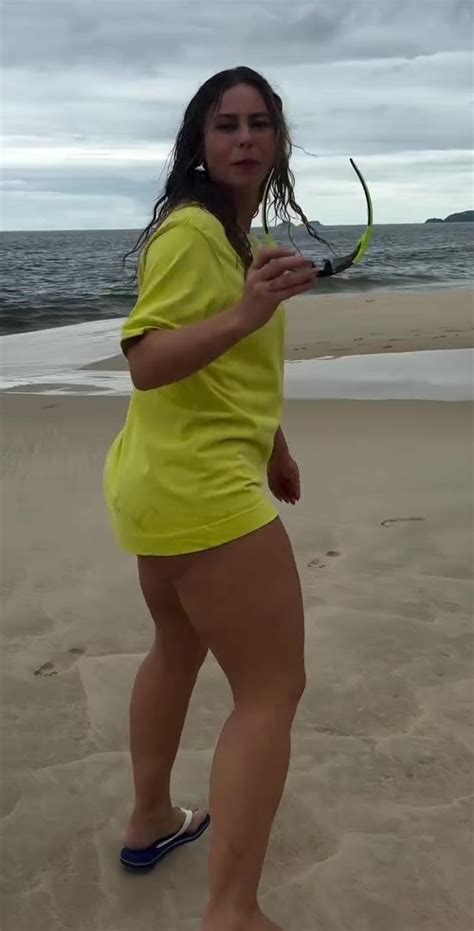 Paolla Oliveiras Feet