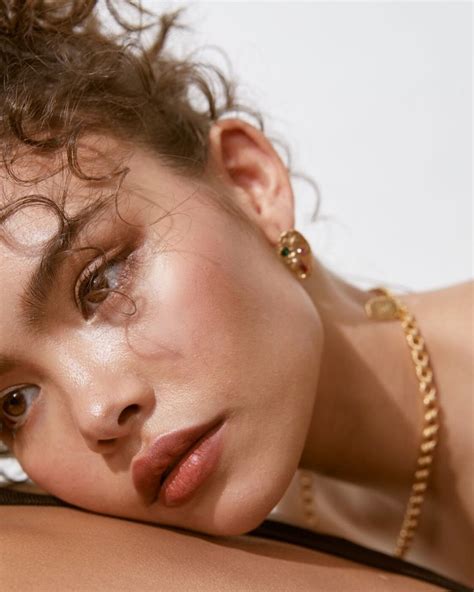 Sasha D Model