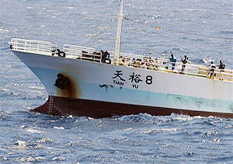 【感動】「貴船の安航を祈る」ソマリア沖アデン湾にて護衛艦「せとぎり」が「飛鳥Ⅱ」にメッセージを送ると