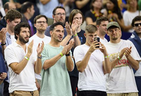 Basketball EM BVB Stars Um Mats Hummels Feiern DBB Team MOPO