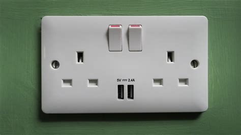Do USB Sockets Use Electricity When Not In Use