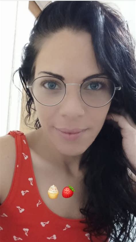 אדוה את כל האהבה שלך דחפתי לתוך צנצנת ריבה והדבקתי מדבקה זה שאהב