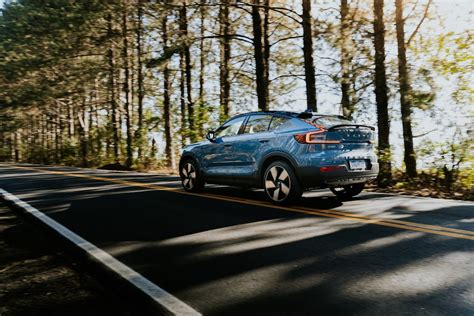 Carro En Movimiento · Foto De Stock Gratuita