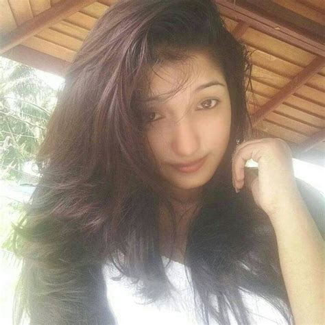 සෙල්පි කුමරියෝ